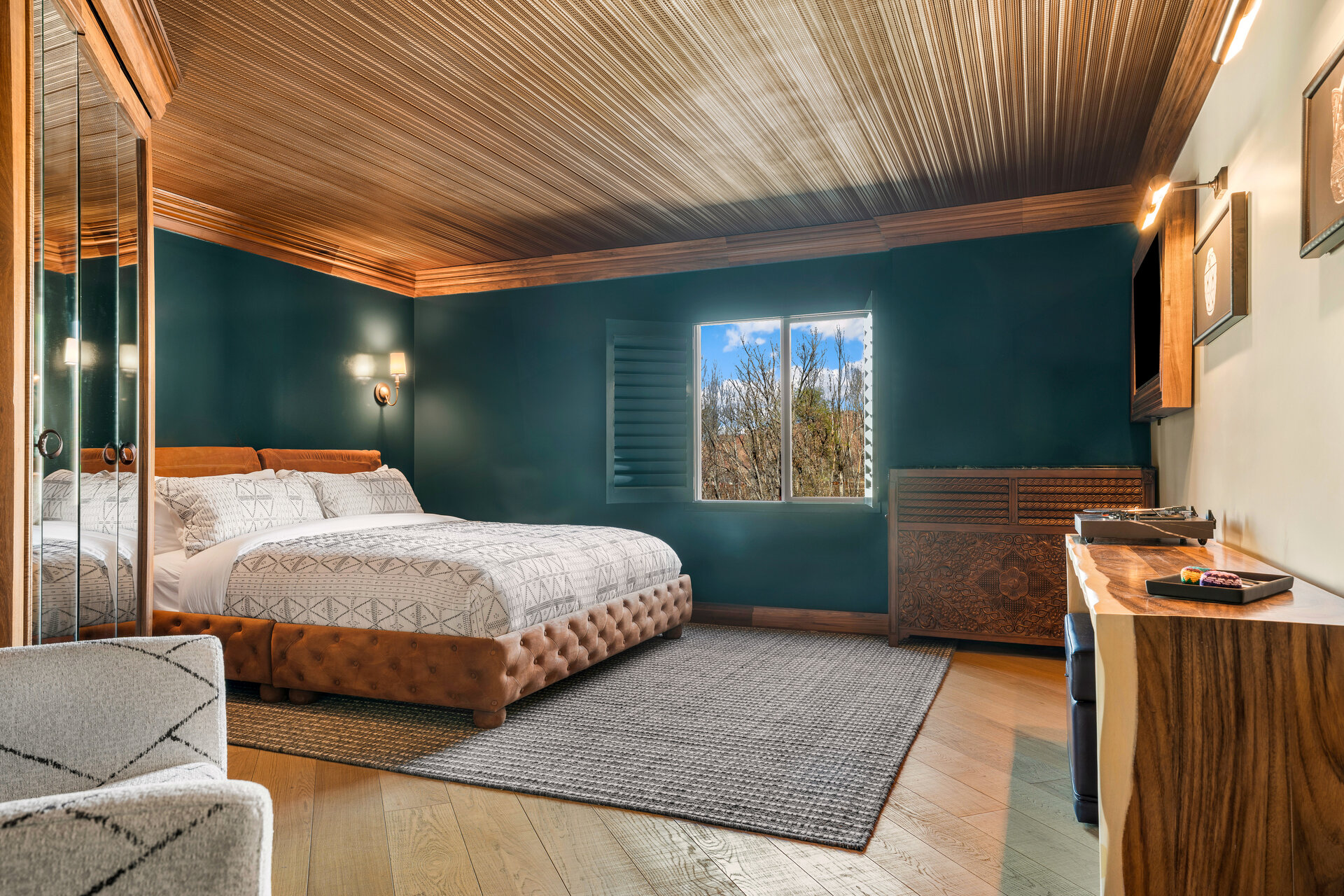 Wolfe's Moab | Hotels in Moab, Utah near Wolfe's Ranch